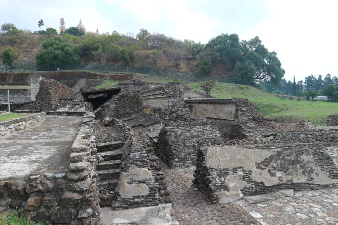 Die größte Pyramide der Welt – Cholula bei Puebla