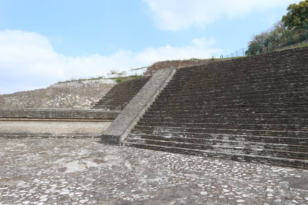 Die größte Pyramide der Welt – Cholula bei Puebla