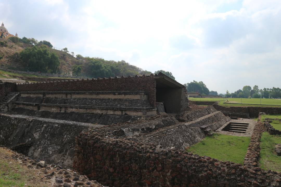 Die größte Pyramide der Welt – Cholula bei Puebla