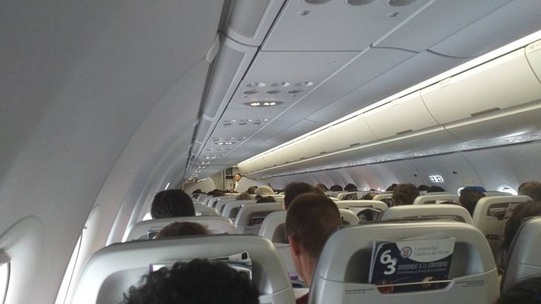 Erfahrungsbericht: Fliegen mit der Fluggesellschaft Sky Airline