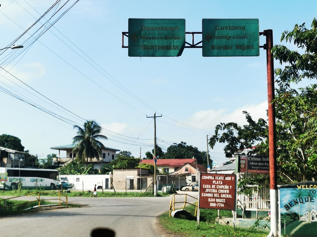 Border crossing from Guatemala to Belize - travelling Belize in times ...